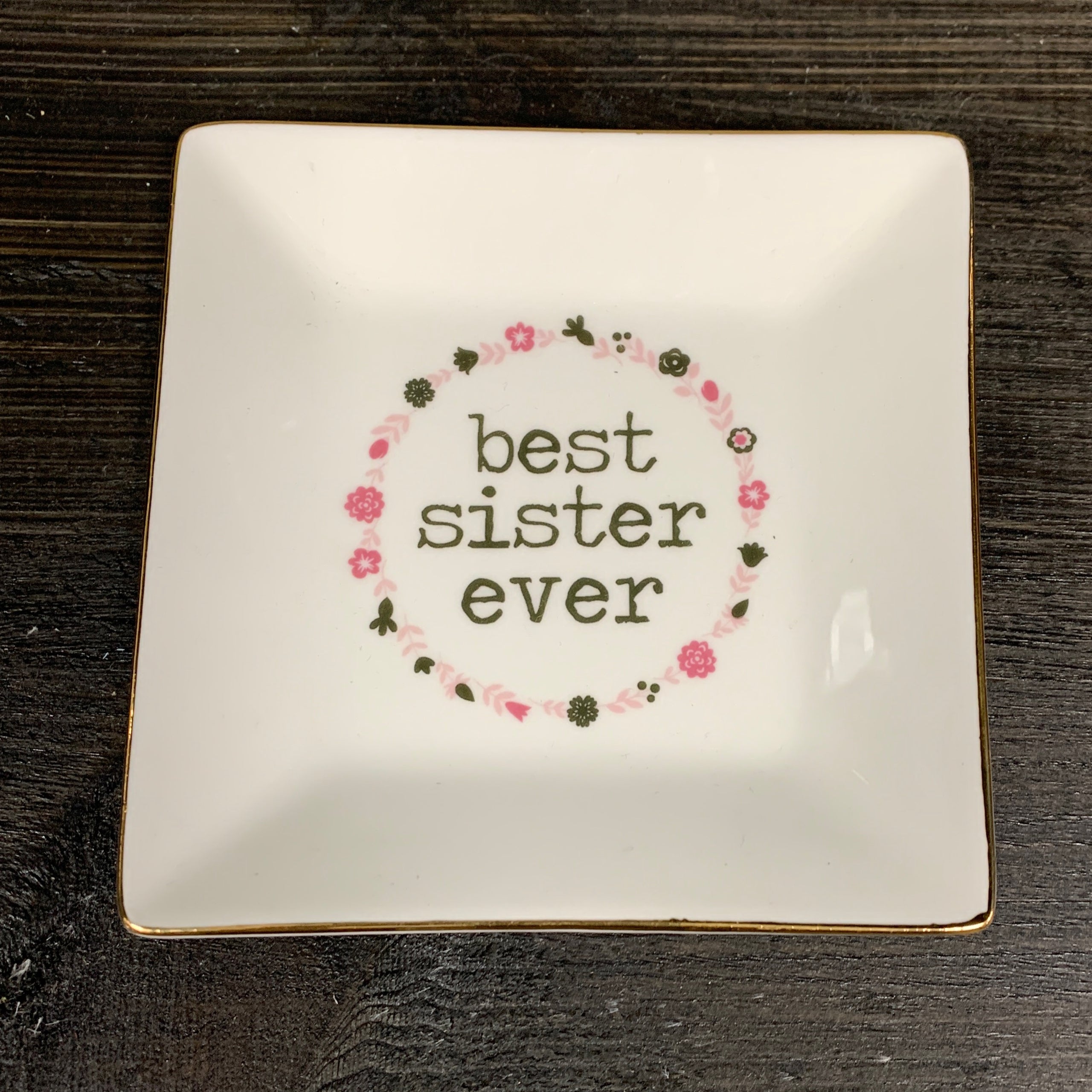Best Sister Ever Plate | KiCam Boutique